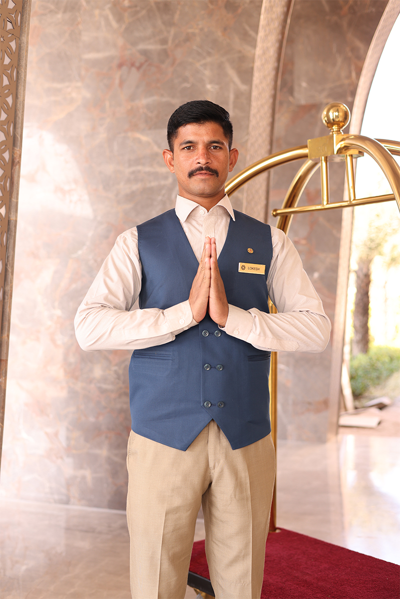 Front Desk Hotel Uniform Manufacturer & Supplier | Custom Front Office ...